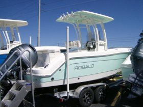 View All Robalo Boat Search